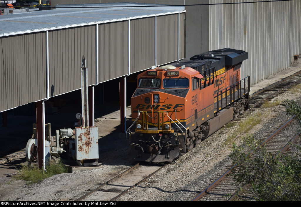 BNSF 6906